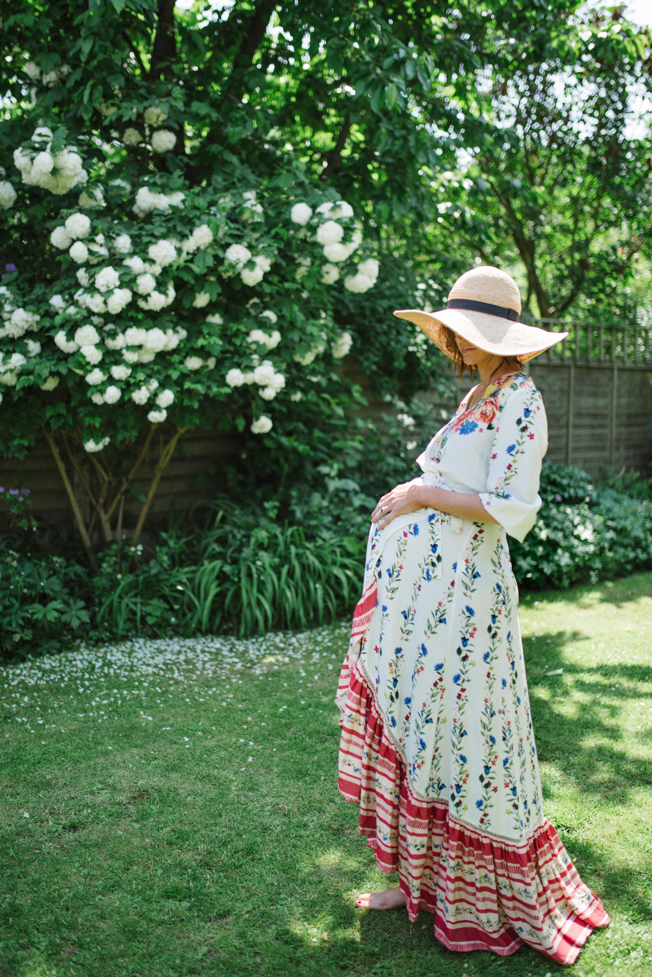 DIY Maternity Shoot Tips Laura Beth Photography diy-maternity-shoot-tips-laura-beth-photography